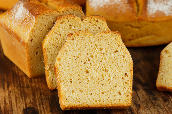 Bread in a loaf pan — English
